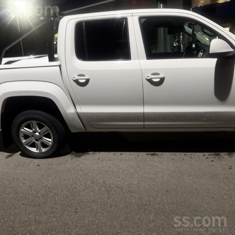 Balts Volkswagen Amarok 2016 Tukums, ar dzinēja tilpumu 2.00 L un nobraukumu 354 tūkst. km par 15300 €, foto 14 vietnē AUTOMOTO.COM.LV