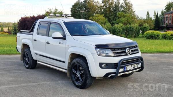 Balts Volkswagen Amarok 2016 Jēkabpils, ar dzinēja tilpumu 2.00 L un nobraukumu 306 tūkst. km par 14800 €, foto 1 vietnē AUTOMOTO.COM.LV