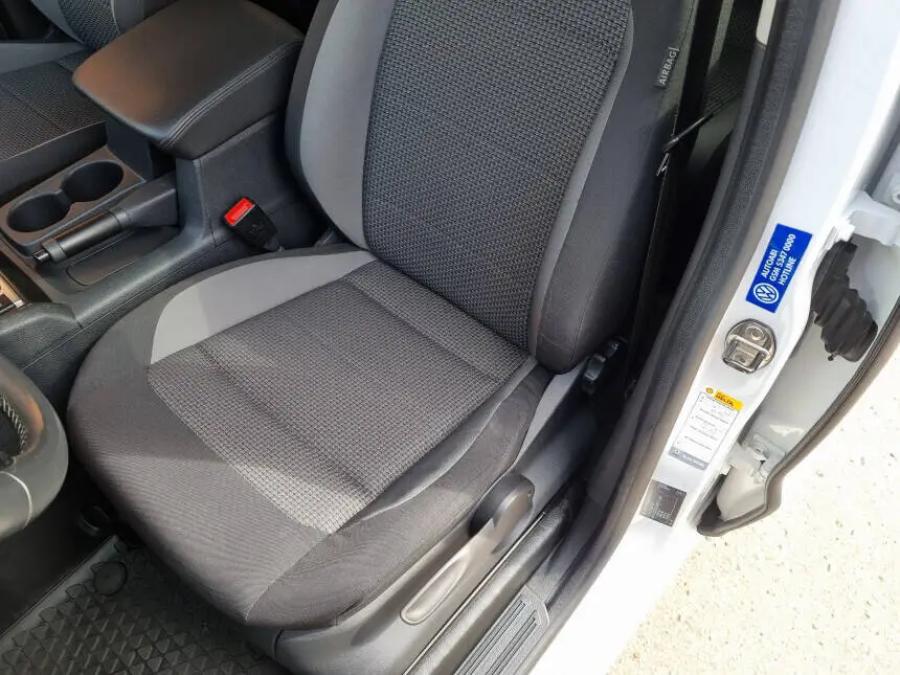 Balts Volkswagen Amarok 2018 Jēkabpils, ar dzinēja tilpumu 3.00 L un nobraukumu 89 tūkst. km par 25900 €, foto 13 vietnē AUTOMOTO.COM.LV
