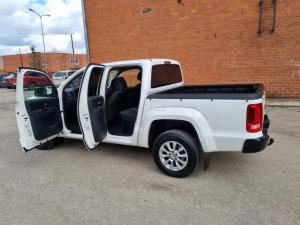 Balts Volkswagen Amarok 2018 Jēkabpils, ar dzinēja tilpumu 3.00 L un nobraukumu 89 tūkst. km par 25900 €, foto 17 vietnē AUTOMOTO.COM.LV