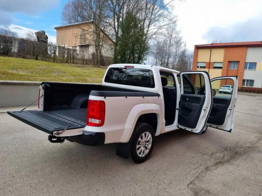Balts Volkswagen Amarok 2018 Jēkabpils, ar dzinēja tilpumu 3.00 L un nobraukumu 89 tūkst. km par 25900 €, foto 22 vietnē AUTOMOTO.COM.LV