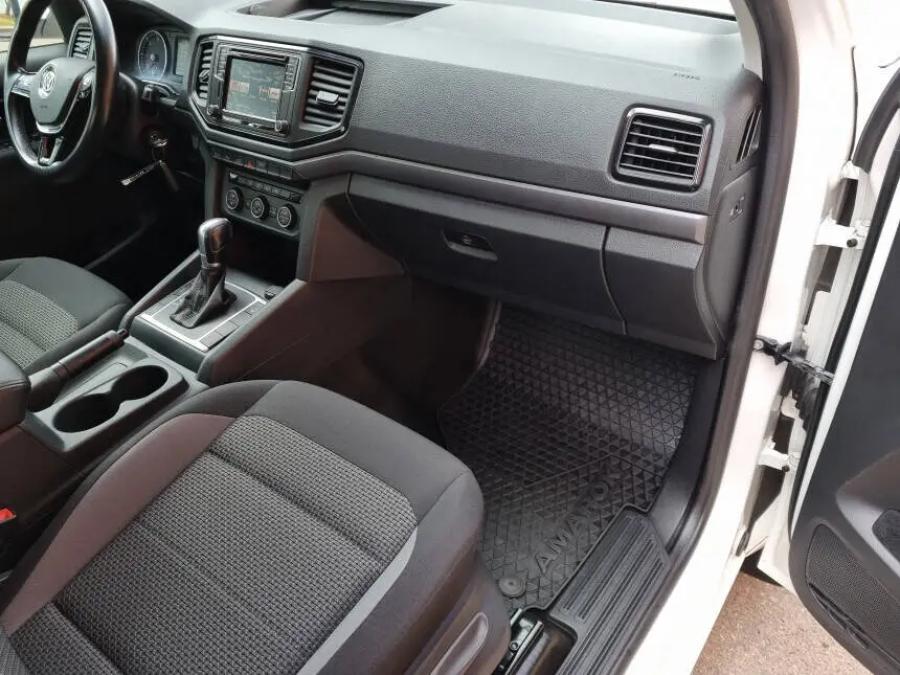 Balts Volkswagen Amarok 2018 Jēkabpils, ar dzinēja tilpumu 3.00 L un nobraukumu 89 tūkst. km par 25900 €, foto 25 vietnē AUTOMOTO.COM.LV