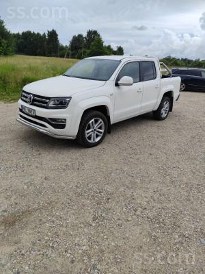 White Volkswagen Amarok 2018 in Kuldiga, with an engine capacity of 3.00 L and mileage of 325 thousand km for 19950 €, photo  on AUTOMOTO.COM.LV