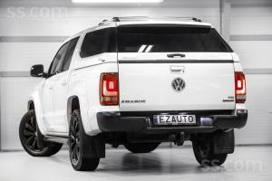 Balts Volkswagen Amarok 2020 Tukums, ar dzinēja tilpumu 3.00 L un nobraukumu 0 tūkst. km par 25700 €, foto 9 vietnē AUTOMOTO.COM.LV