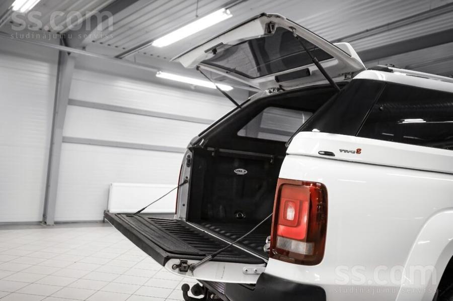 Balts Volkswagen Amarok 2020 Tukums, ar dzinēja tilpumu 3.00 L un nobraukumu 0 tūkst. km par 25700 €, foto 32 vietnē AUTOMOTO.COM.LV