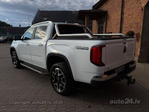 White Volkswagen Amarok 2025 in Tallinn, with an engine capacity of 3.00 L and mileage of 56 thousand km for 56300 €, photo 4 on AUTOMOTO.COM.LV
