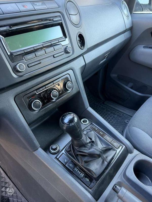 Balts Volkswagen Amarok 2011 Šilutė, ar dzinēja tilpumu 1.97 L un nobraukumu 270 tūkst. km par 7500 €, foto 9 vietnē AUTOMOTO.COM.LV