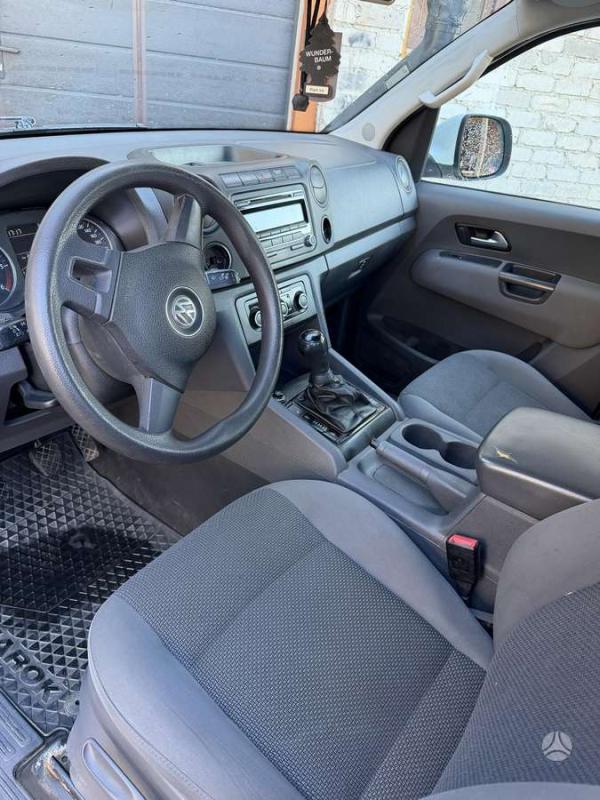 Balts Volkswagen Amarok 2011 Šilutė, ar dzinēja tilpumu 1.97 L un nobraukumu 270 tūkst. km par 7500 €, foto 10 vietnē AUTOMOTO.COM.LV
