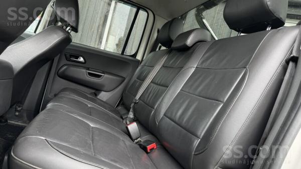 White Volkswagen Amarok 2012 in Riga, with an engine capacity of 2.00 L and mileage of 349 thousand km for 6500 €, photo 8 on AUTOMOTO.COM.LV