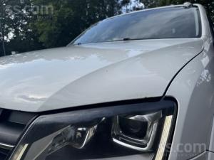 White Volkswagen Amarok 2015 in Talsi, with an engine capacity of 2.00 L and mileage of 0 thousand km for 11100 €, photo 8 on AUTOMOTO.COM.LV