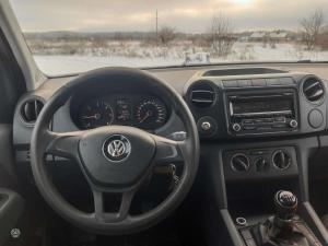 White Volkswagen Amarok 2016 in Vilnius, with an engine capacity of 1.97 L and mileage of 215 thousand km for 13350 €, photo 11 on AUTOMOTO.COM.LV