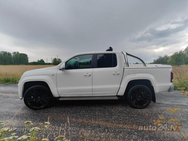 White Volkswagen Amarok 2016 in Tallinn, with an engine capacity of 3.00 L and mileage of 235 thousand km for 22000 €, photo 7 on AUTOMOTO.COM.LV