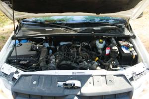 White Volkswagen Amarok 2016 in Vilnius, with an engine capacity of 2.00 L and mileage of 215 thousand km for 10990 €, photo 19 on AUTOMOTO.COM.LV
