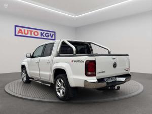 White Volkswagen Amarok 2017 in Kaunas, with an engine capacity of 3.00 L and mileage of 246 thousand km for 19799 €, photo 3 on AUTOMOTO.COM.LV