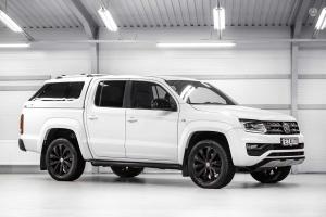 White Volkswagen Amarok 2020 in Tukums, with an engine capacity of 2.97 L and mileage of 185 thousand km for 25700 €, photo 5 on AUTOMOTO.COM.LV