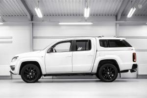White Volkswagen Amarok 2020 in Tukums, with an engine capacity of 2.97 L and mileage of 185 thousand km for 25700 €, photo 7 on AUTOMOTO.COM.LV