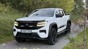 Balts Volkswagen Amarok 2024 Viļņa, ar dzinēja tilpumu 2.99 L un nobraukumu 56 tūkst. km par 52500 €, foto  vietnē AUTOMOTO.COM.LV
