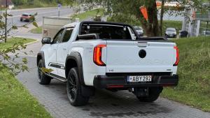 Balts Volkswagen Amarok 2024 Viļņa, ar dzinēja tilpumu 2.99 L un nobraukumu 56 tūkst. km par 52500 €, foto 4 vietnē AUTOMOTO.COM.LV