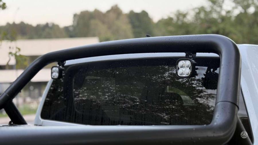 Balts Volkswagen Amarok 2024 Viļņa, ar dzinēja tilpumu 2.99 L un nobraukumu 56 tūkst. km par 52500 €, foto 6 vietnē AUTOMOTO.COM.LV