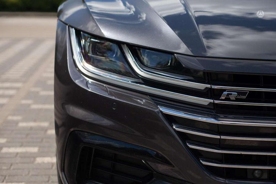 Black Volkswagen Arteon 2017 in Vilnius, with an engine capacity of 1.98 L and mileage of 148 thousand km for 21950 €, photo 9 on AUTOMOTO.COM.LV