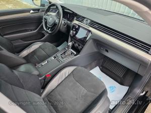 Melns Volkswagen Arteon 2017 Tallina, ar dzinēja tilpumu 2.00 L un nobraukumu 203 tūkst. km par 15690 €, foto 13 vietnē AUTOMOTO.COM.LV