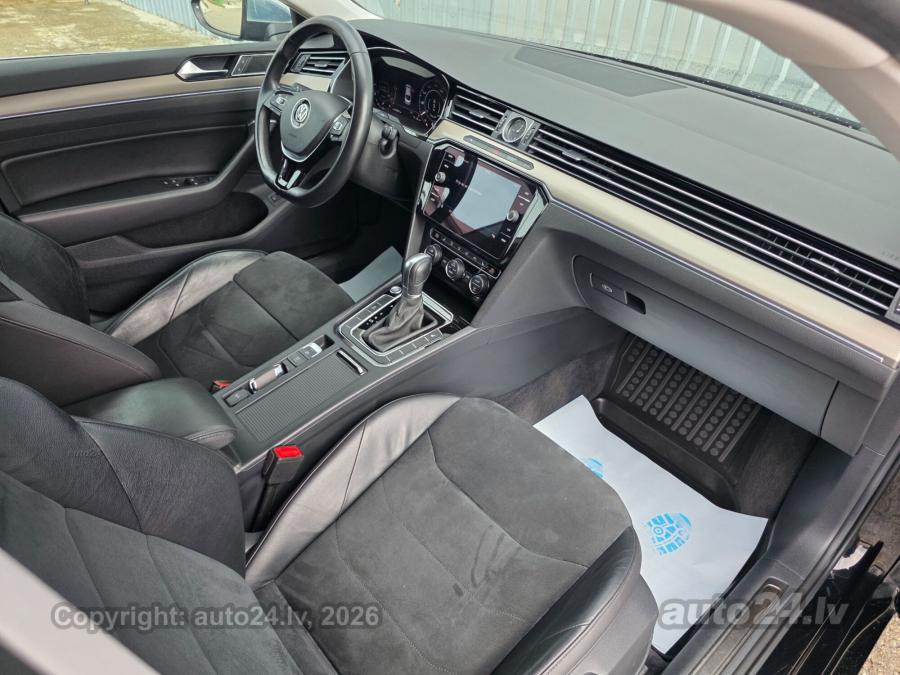 Melns Volkswagen Arteon 2017 Tallina, ar dzinēja tilpumu 2.00 L un nobraukumu 203 tūkst. km par 15690 €, foto 13 vietnē AUTOMOTO.COM.LV