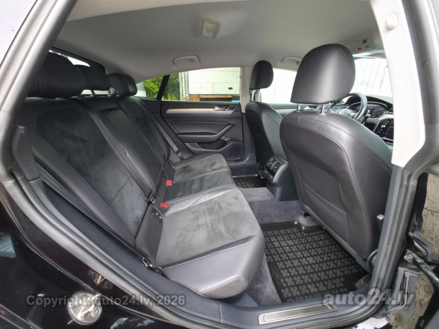 Melns Volkswagen Arteon 2017 Tallina, ar dzinēja tilpumu 2.00 L un nobraukumu 203 tūkst. km par 15690 €, foto 15 vietnē AUTOMOTO.COM.LV
