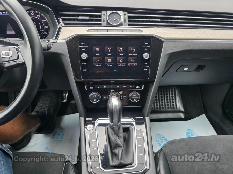 Melns Volkswagen Arteon 2017 Tallina, ar dzinēja tilpumu 2.00 L un nobraukumu 203 tūkst. km par 15690 €, foto 17 vietnē AUTOMOTO.COM.LV