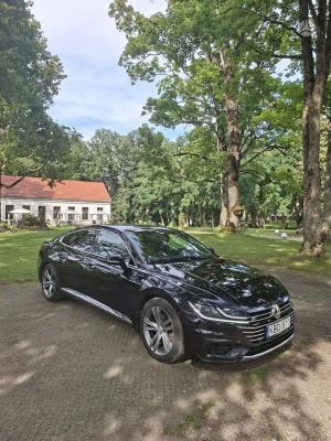 Black Volkswagen Arteon 2017 in Sakiai, with an engine capacity of 1.97 L and mileage of 238 thousand km for 16500 €, photo  on AUTOMOTO.COM.LV