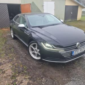 Melns Volkswagen Arteon 2018 Jegeva, ar dzinēja tilpumu 2.00 L un nobraukumu 162 tūkst. km par 19900 €, foto 2 vietnē AUTOMOTO.COM.LV
