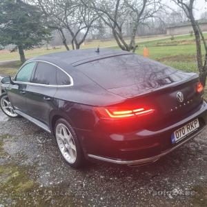 Melns Volkswagen Arteon 2018 Jegeva, ar dzinēja tilpumu 2.00 L un nobraukumu 162 tūkst. km par 19900 €, foto 5 vietnē AUTOMOTO.COM.LV