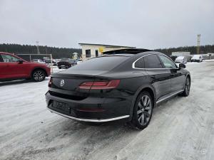 Melns Volkswagen Arteon 2018 Viļņa, ar dzinēja tilpumu 2.00 L un nobraukumu 249 tūkst. km par 16950 €, foto 5 vietnē AUTOMOTO.COM.LV
