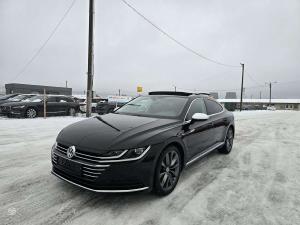 Melns Volkswagen Arteon 2018 Viļņa, ar dzinēja tilpumu 2.00 L un nobraukumu 249 tūkst. km par 16950 €, foto  vietnē AUTOMOTO.COM.LV