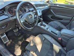 Black Volkswagen Arteon 2018 in Kaunas, with an engine capacity of 1.97 L and mileage of 320 thousand km for 13950 €, photo 7 on AUTOMOTO.COM.LV