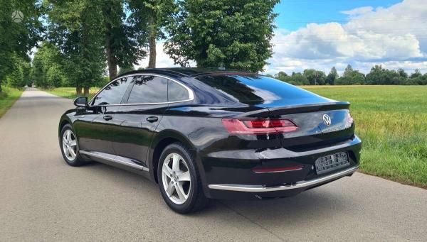 Melns Volkswagen Arteon 2018 Šauļi, ar dzinēja tilpumu 1.97 L un nobraukumu 200 tūkst. km par 15700 €, foto 2 vietnē AUTOMOTO.COM.LV