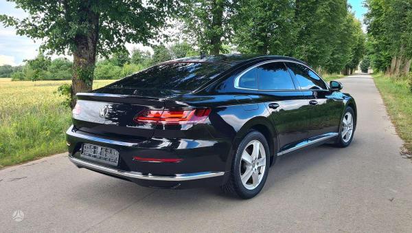 Melns Volkswagen Arteon 2018 Šauļi, ar dzinēja tilpumu 1.97 L un nobraukumu 200 tūkst. km par 15700 €, foto 4 vietnē AUTOMOTO.COM.LV