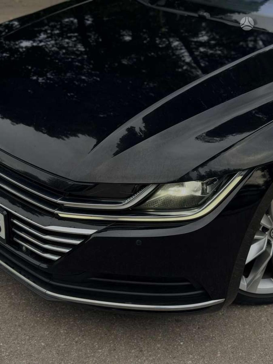 Melns Volkswagen Arteon 2018 Viļņa, ar dzinēja tilpumu 1.97 L un nobraukumu 215 tūkst. km par 20000 €, foto 7 vietnē AUTOMOTO.COM.LV