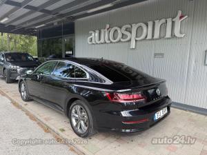 Black Volkswagen Arteon 2018 in Tallinn, with an engine capacity of 1.50 L and mileage of 95 thousand km for 20990 €, photo 5 on AUTOMOTO.COM.LV