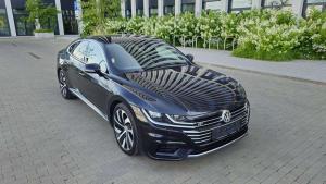 Melns Volkswagen Arteon 2018 Viļņa, ar dzinēja tilpumu 1.97 L un nobraukumu 240 tūkst. km par 16950 €, foto  vietnē AUTOMOTO.COM.LV