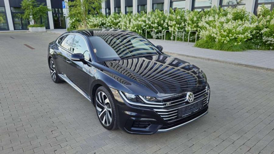 Melns Volkswagen Arteon 2018 Viļņa, ar dzinēja tilpumu 1.97 L un nobraukumu 240 tūkst. km par 16950 €, foto 1 vietnē AUTOMOTO.COM.LV