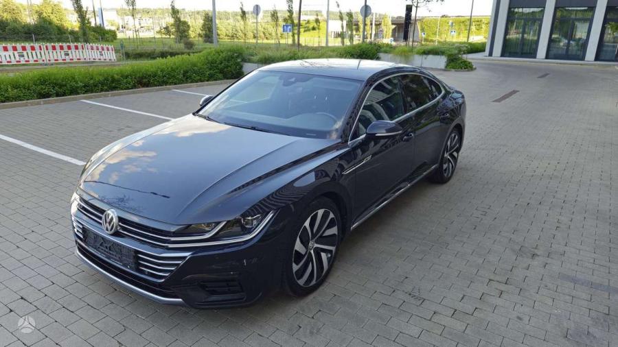 Melns Volkswagen Arteon 2018 Viļņa, ar dzinēja tilpumu 1.97 L un nobraukumu 240 tūkst. km par 16950 €, foto 3 vietnē AUTOMOTO.COM.LV