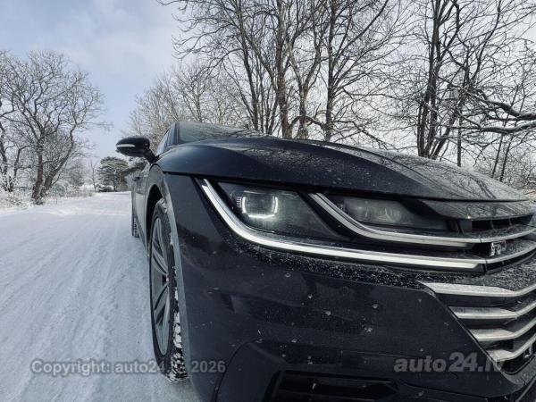 Black Volkswagen Arteon 2019 in Tallinn, with an engine capacity of 1.50 L and mileage of 205 thousand km for 21500 €, photo 4 on AUTOMOTO.COM.LV