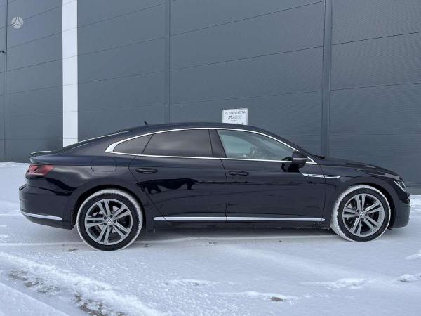 Black Volkswagen Arteon 2019 in Vilnius, with an engine capacity of 1.50 L and mileage of 121 thousand km for 21300 €, photo 7 on AUTOMOTO.COM.LV