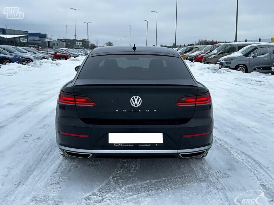 Black Volkswagen Arteon 2019 in Avizieniai, with an engine capacity of 1.50 L and mileage of 122 thousand km for 18900 €, photo 6 on AUTOMOTO.COM.LV