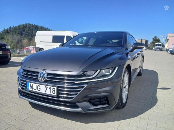 Black Volkswagen Arteon 2019 in Vilnius, with an engine capacity of 1.97 L and mileage of 146 thousand km for 19965 €, photo 1 on AUTOMOTO.COM.LV