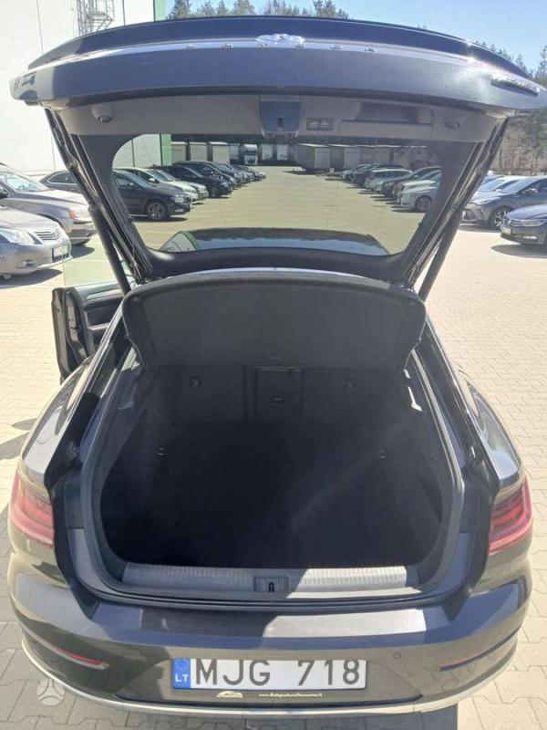 Black Volkswagen Arteon 2019 in Vilnius, with an engine capacity of 1.97 L and mileage of 146 thousand km for 19965 €, photo 9 on AUTOMOTO.COM.LV
