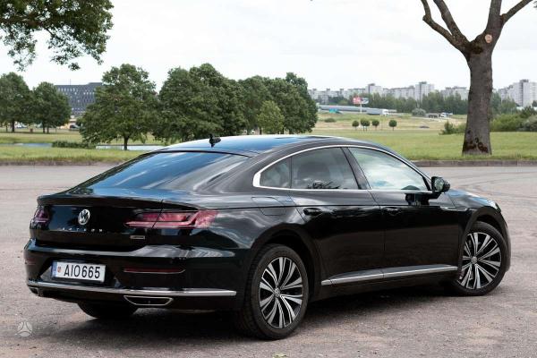 Melns Volkswagen Arteon 2019 Kauņa, ar dzinēja tilpumu 1.98 L un nobraukumu 70 tūkst. km par 22500 €, foto 3 vietnē AUTOMOTO.COM.LV