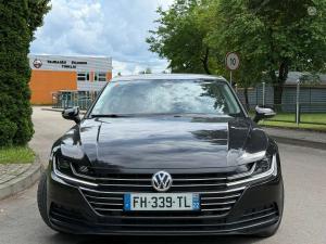 Black Volkswagen Arteon 2019 in Taurage, with an engine capacity of 1.97 L and mileage of 240 thousand km for 12500 €, photo 4 on AUTOMOTO.COM.LV