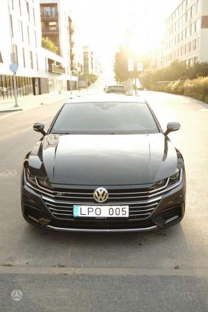 Melns Volkswagen Arteon 2019 Viļņa, ar dzinēja tilpumu 2.00 L un nobraukumu 90 tūkst. km par 22000 €, foto 3 vietnē AUTOMOTO.COM.LV