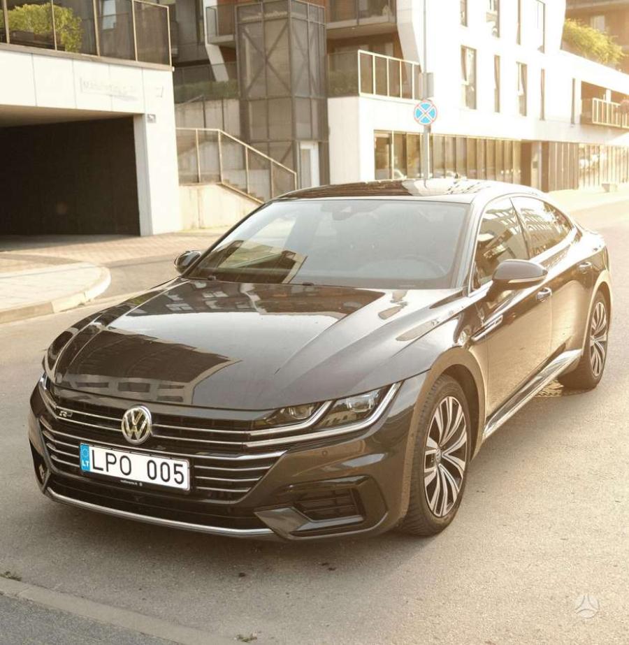 Melns Volkswagen Arteon 2019 Viļņa, ar dzinēja tilpumu 2.00 L un nobraukumu 90 tūkst. km par 22000 €, foto 4 vietnē AUTOMOTO.COM.LV